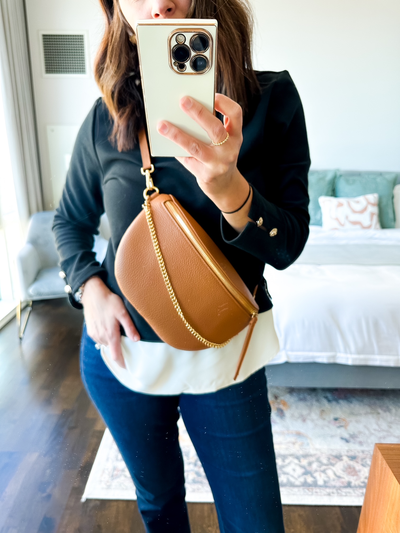 The Perfect Hands-Free Bag for Moms - Later Ever After, BlogLater Ever ...